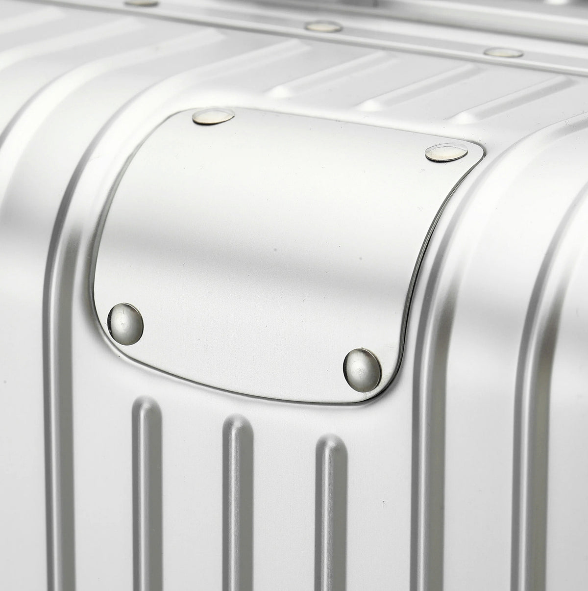 ALUMINIUM SUITCASE ( V2 NEW & IMPROVED - STRONGER ALUMINIUM & REMOVEAB