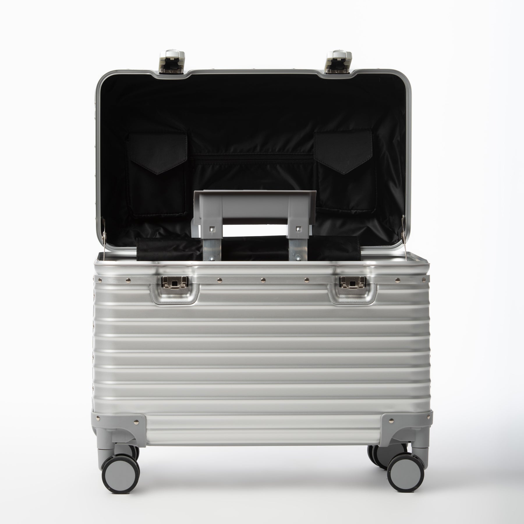 Pilot Aluminium Case - SHIPPING MARCH 5TH